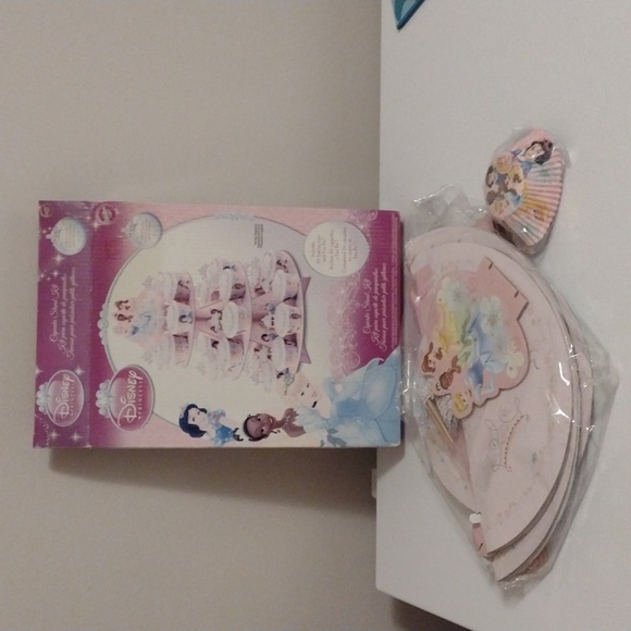Wilton | Other | Disney Princess Cupcake Stand Kit New In Original Box ...